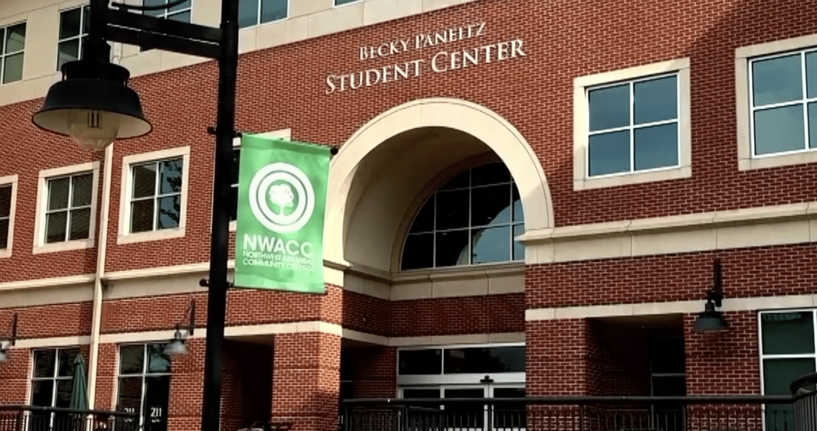 NWACC life presenta noche de padres - Telemundo Arkansas