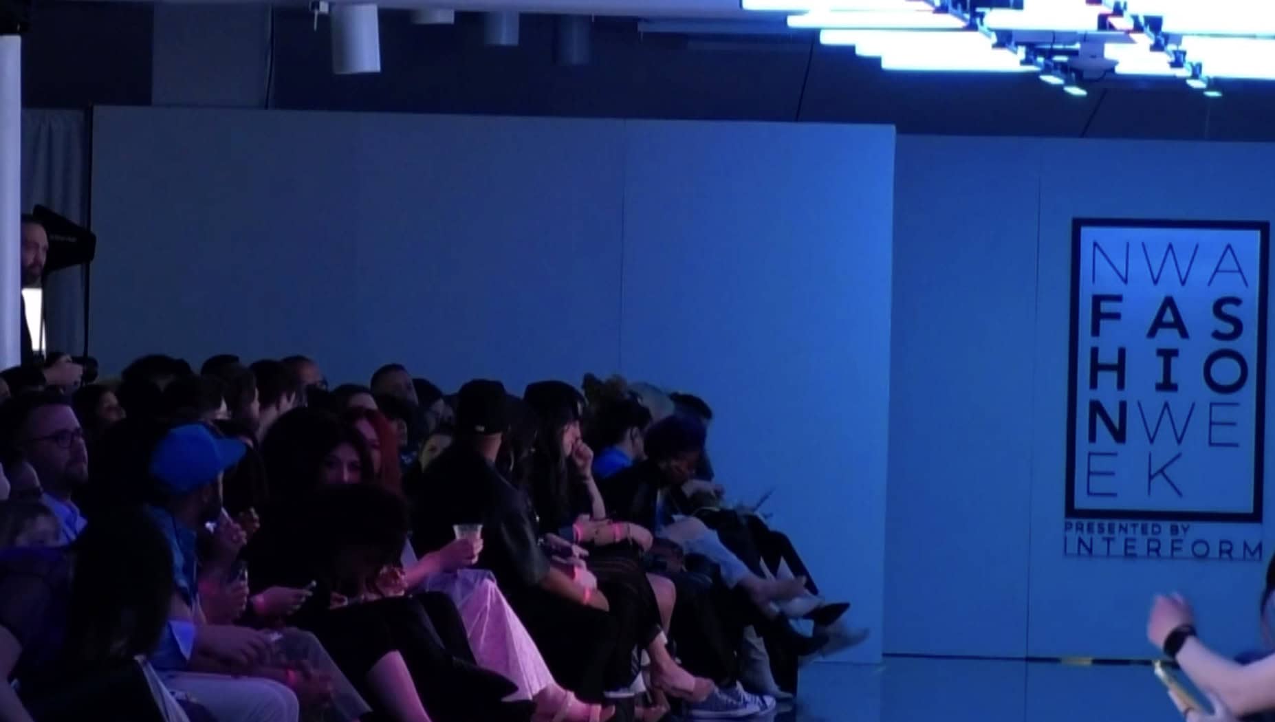 Celebrando la diversidad y la creatividad: la Semana de la Moda NWA de Interform - Telemundo ...